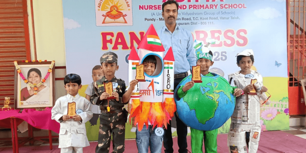 Fancy Dress Competition at TCK Branch - ADITYA VIDYASHRAM RESIDENTIAL ...